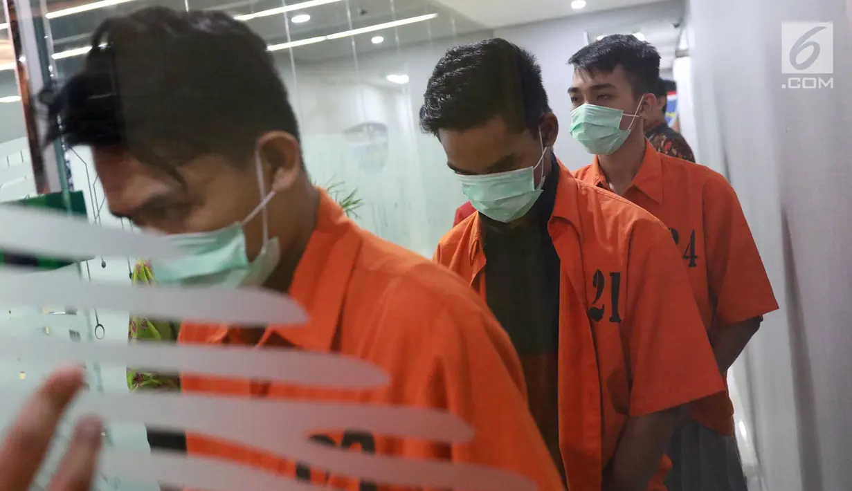 FOTO: Bobol Server Indomaret, Empat Pemuda Dibekuk Polisi - Foto ...