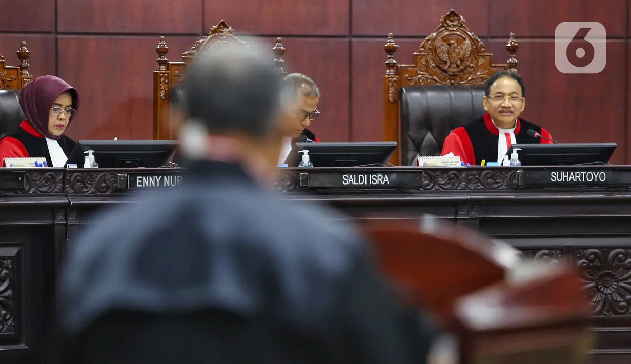 Anies-Muhaimin Hadiri Langsung Sidang Perdana PHPU di Mahkamah Konstitusi - Foto Liputan6.com