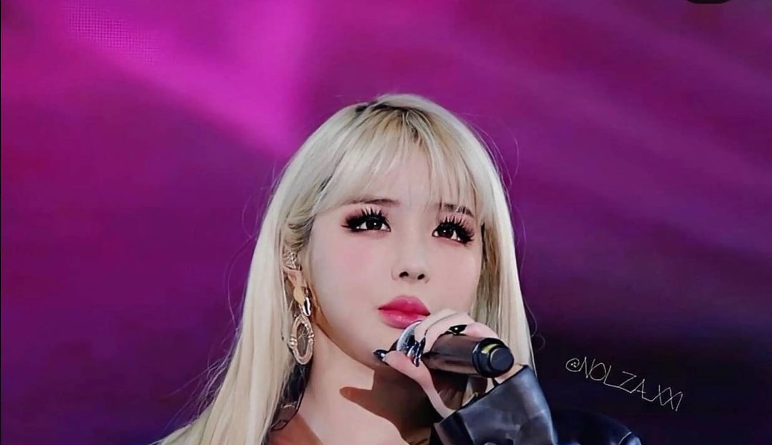6 Potret Terbaru Park Bom Eks 2NE1 dengan Gaya Makeup Berbeda yang Bikin Pangling - Photo Fimela.com