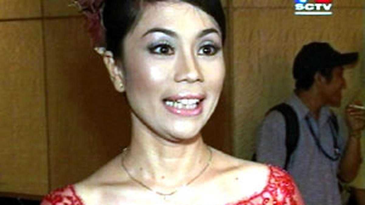 Raslina Rasyidin Hamil - ShowBiz Liputan6.com