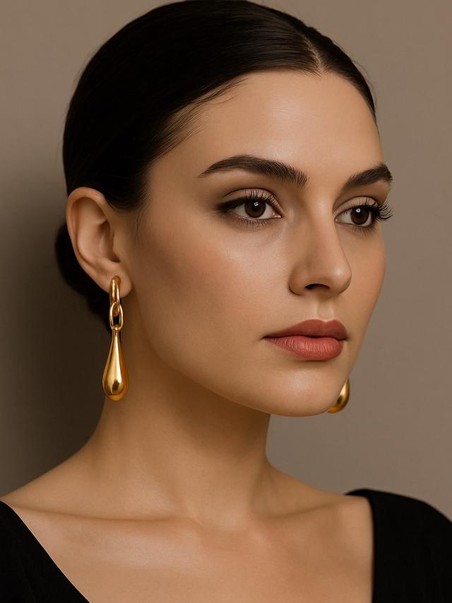 11 Model Anting Simpel Elegan Tren Terbaru 2025, Pilihan Luna Maya saat ...