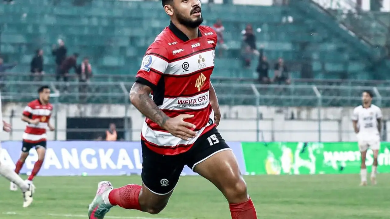 Hasil Madura United vs Persik Kediri: Laskar Sape Kerrab Akhiri Puasa ...