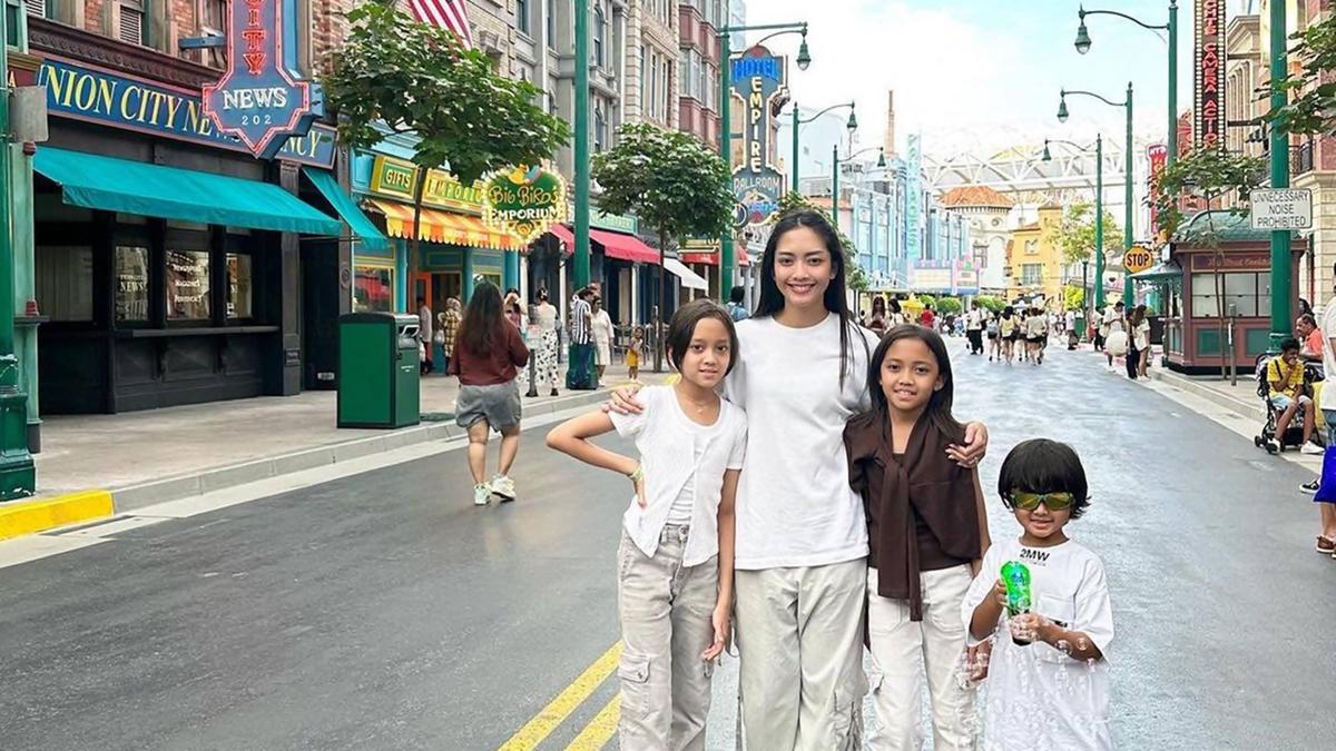 Jadi Single Mother, Ini Potret Ririn Dwi Ariyanti Liburan Bareng Buah ...