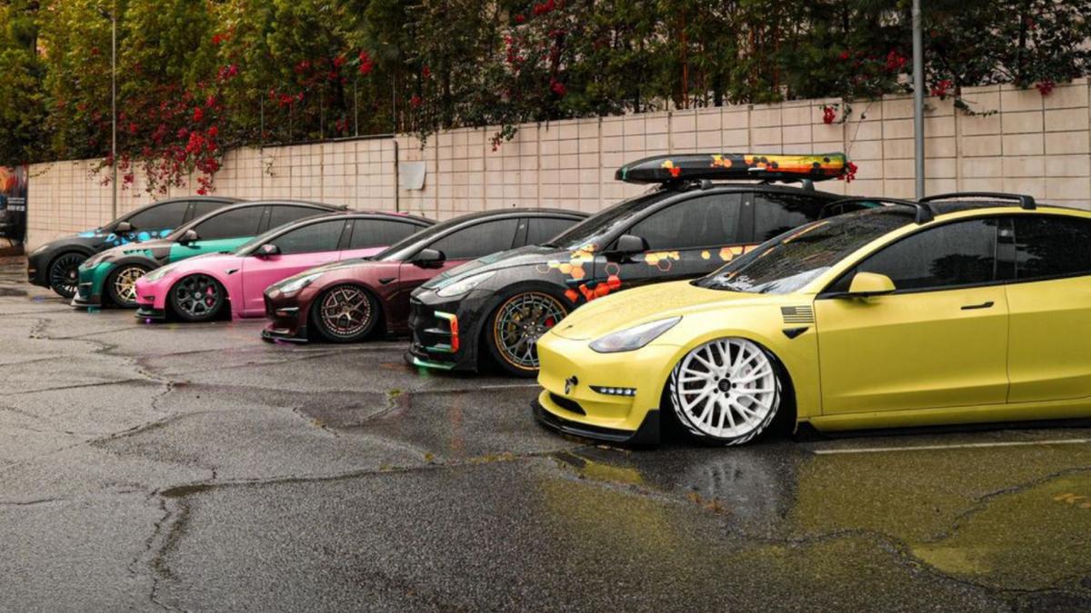 Bawa Cat Chrome Asli ke Amerika, Cat Spider Pamer Teknologi Premium di ...