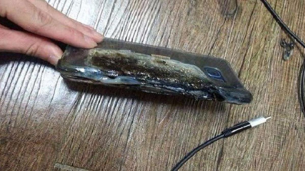 Galaxy Note 7 Hangus Terbakar Saat Dicas - Tekno Liputan6.com