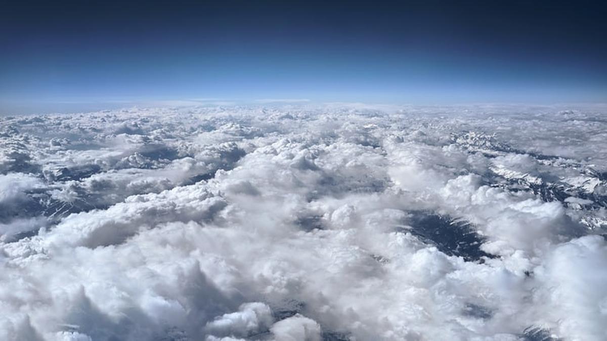 Pengertian Atmosfer, Manfaat, Fungsi, dan Lapisannya yang Wajib Diketahui