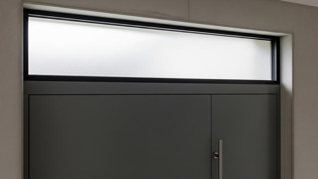 8 Inspirasi Lubang Angin di Atas Pintu Rumah, Paduan Fungsionalitas dan ...