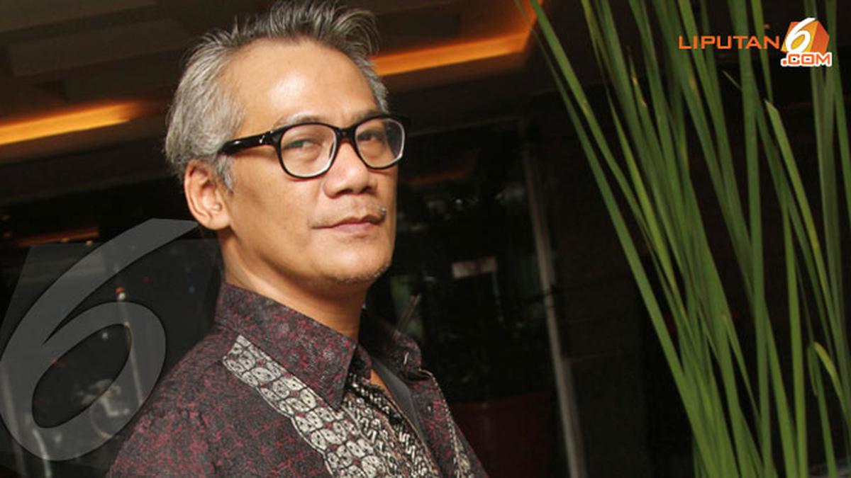 Tio Pakusadewo Ingin Sineas Angkat Film soal Budaya Indonesia - ShowBiz ...