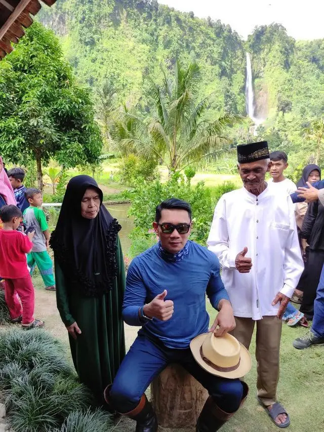 Kisah Ridwan Kamil Touring Naik Motor Selama 3 Jam ke Rumah Viral ...