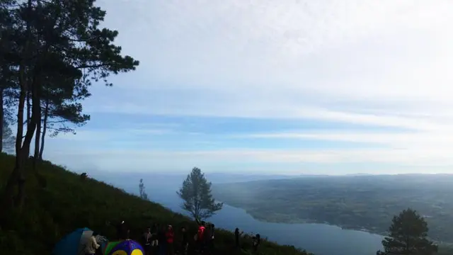 7 Wisata Danau Toba Terpopuler 2024, Panduan Lengkap Destinasi & Tips ...