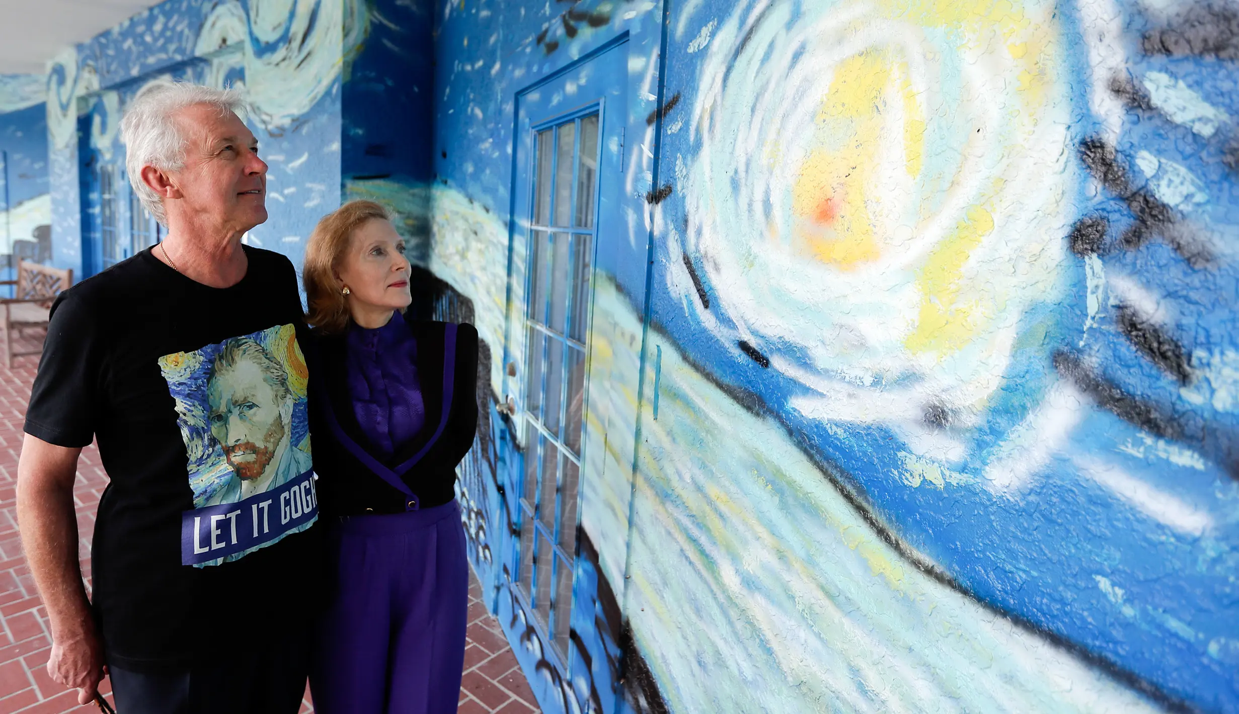 FOTO: Rumah Berdesain Lukisan Van Gogh di Florida yang Kontroversial ...