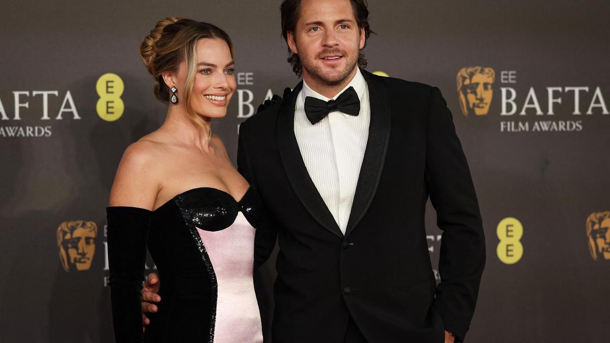 Selamat, Bintang Barbie Margot Robbie Melahirkan Anak Laki-Laki