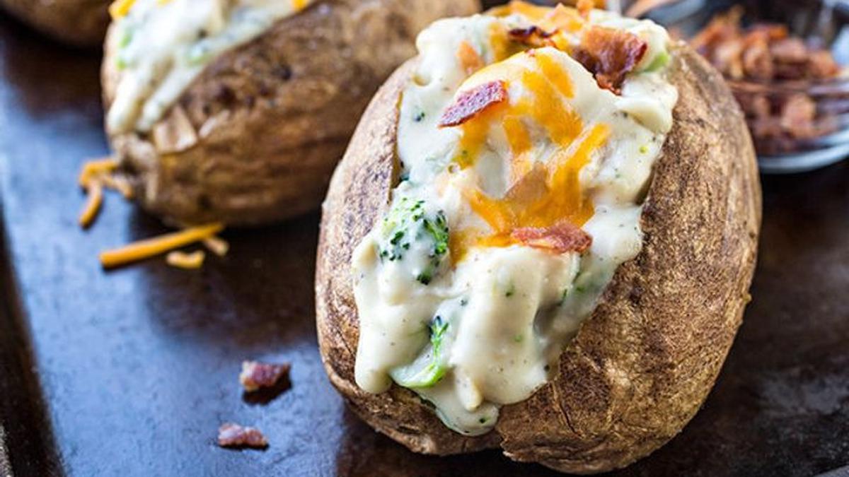 5 Cara Bikin Kentang Panggang Empuk dan Lezat ala Restoran