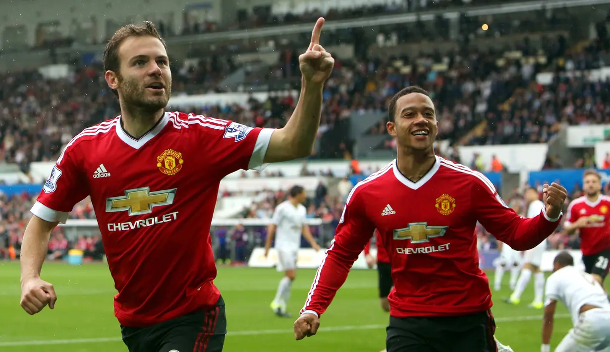 Manchester United Gigit Jari di Kandang Swansea City - Foto Bola.com