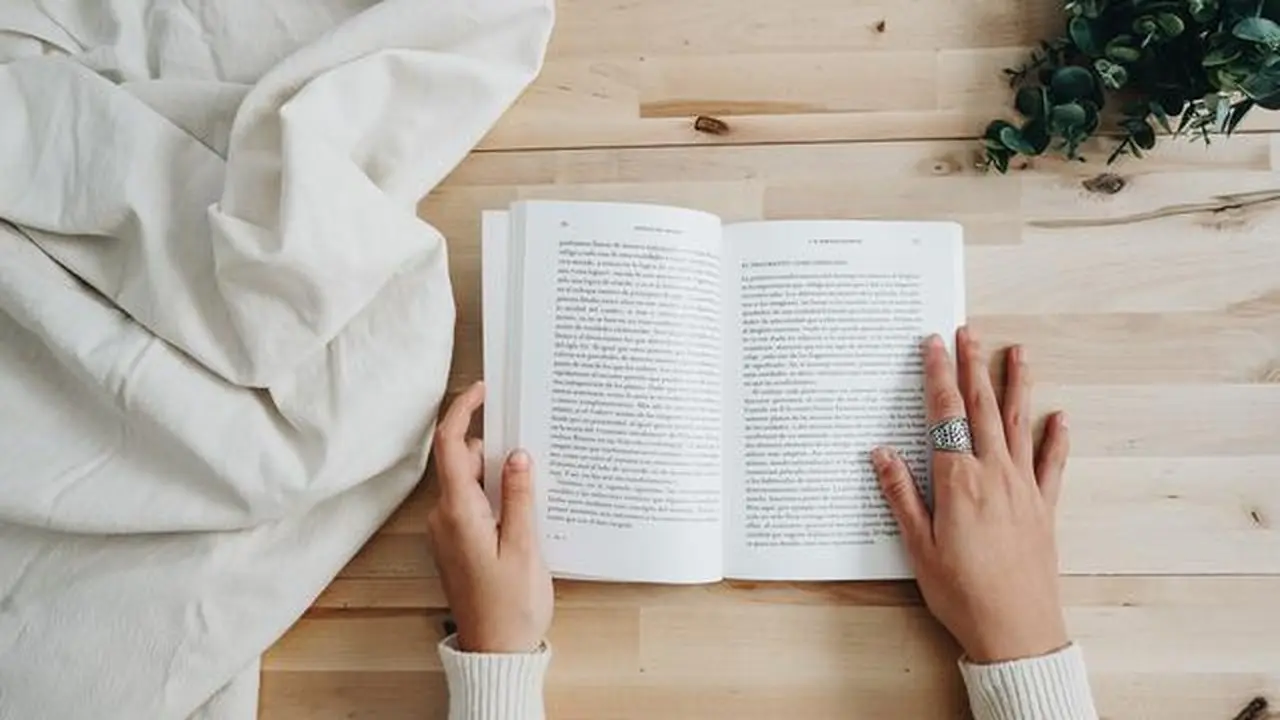 50 Contoh Kalimat Opini Sesuai Jenisnya, dari Umum, Iklan, Kritik, dan ...