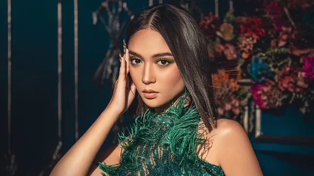 5 Photoshoot Terbaru Asha Assuncao Bintang Sinetron Buku Harian Seorang ...