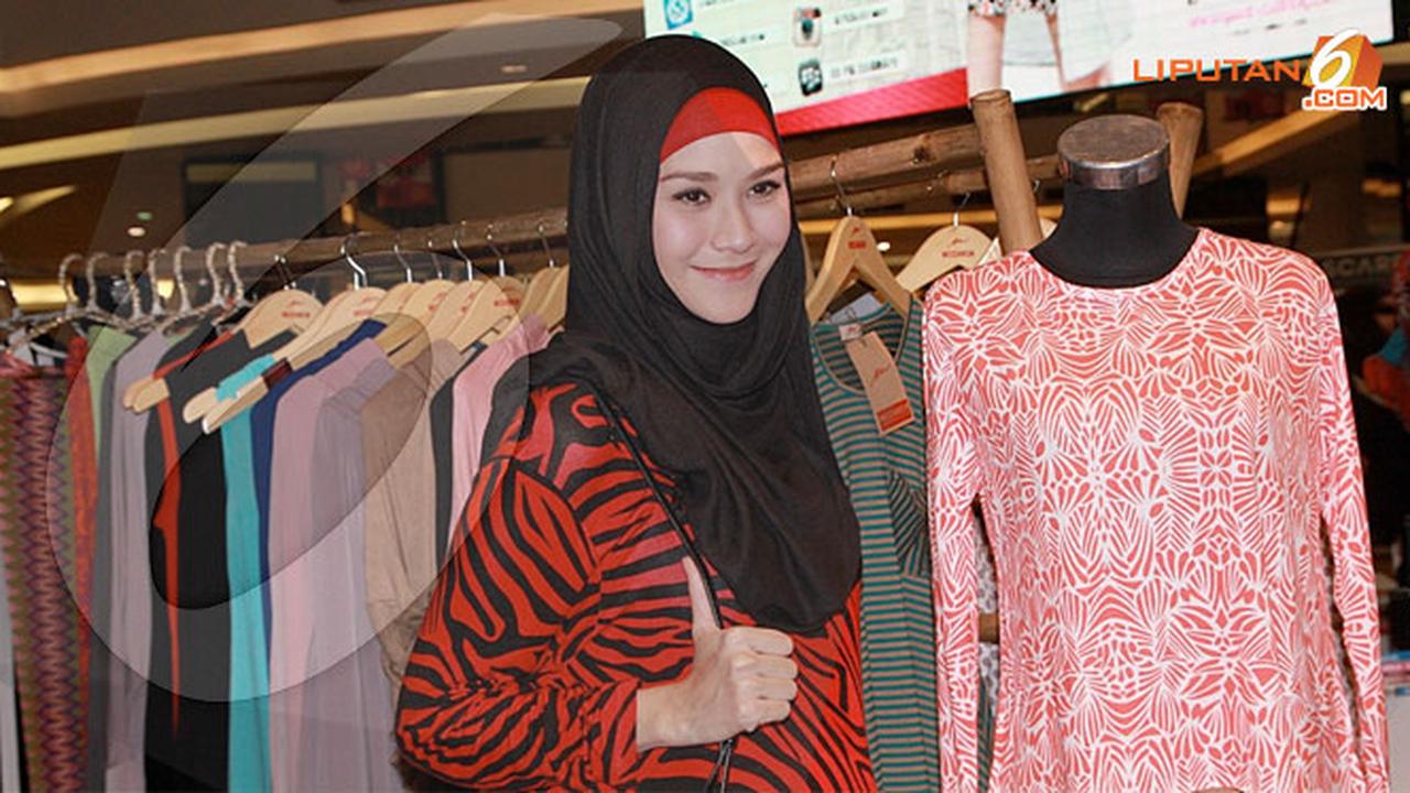 Zaskia Mecca Gelar Pemilihan Model dan Artis Wanita Berhijab