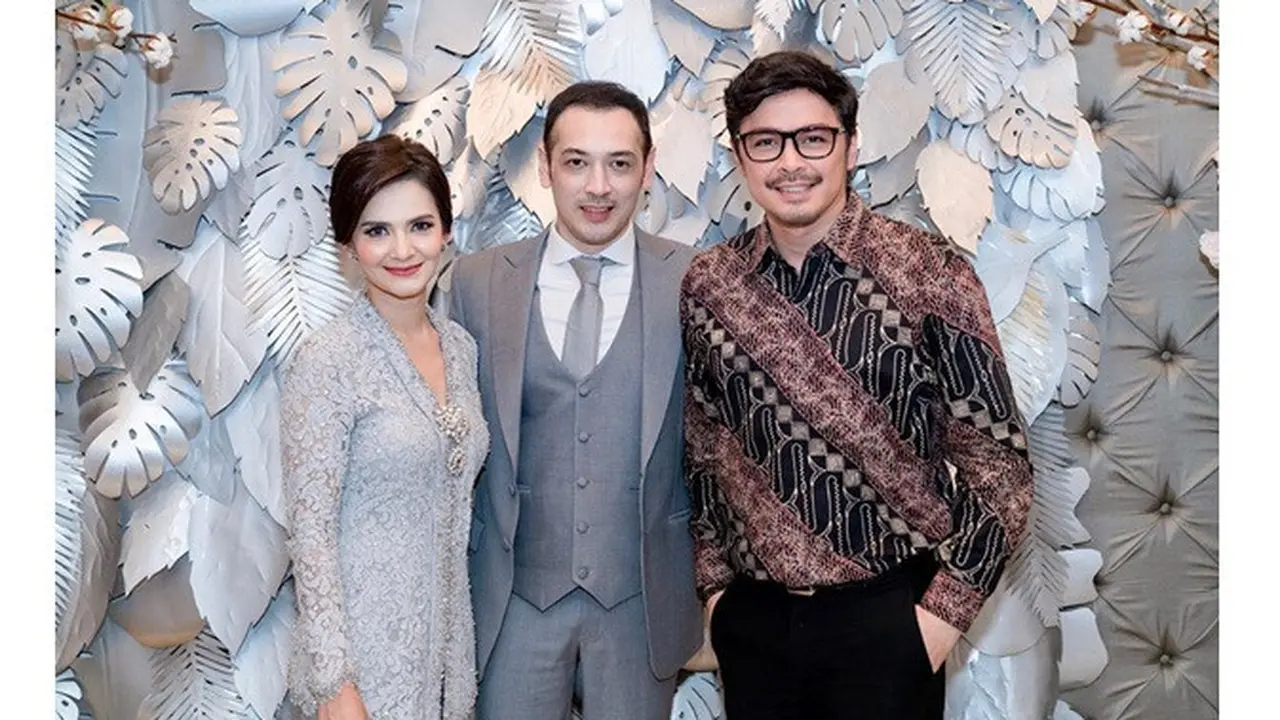 5 Potret Kebersamaan Cut Tari dan Richard Kevin, Rayakan Lebaran ...