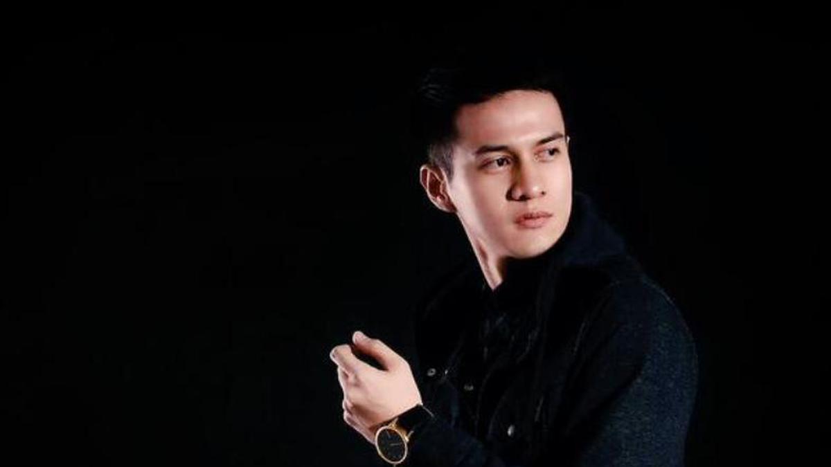 Herjunot Ali Jadi Pianis di Film 'Sunshine Becomes You'