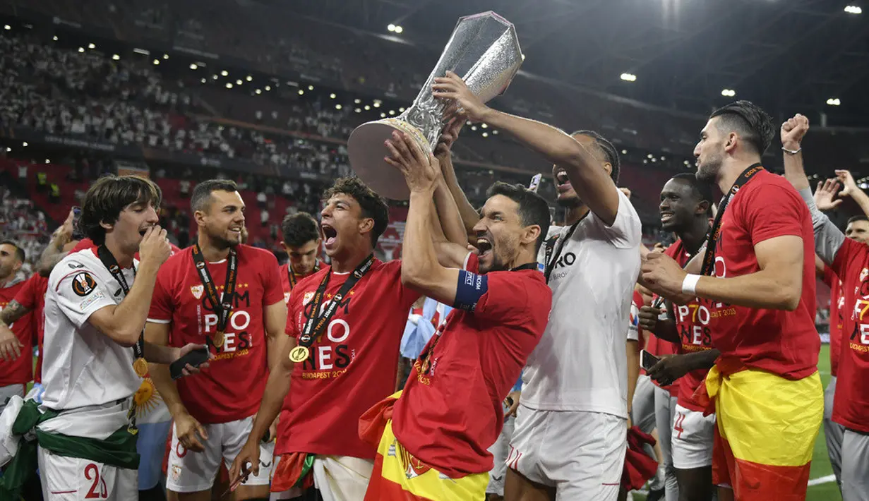 Selebrasi Pemain Sevilla Berhasil Raih Gelar Juara Liga Europa - Foto ...
