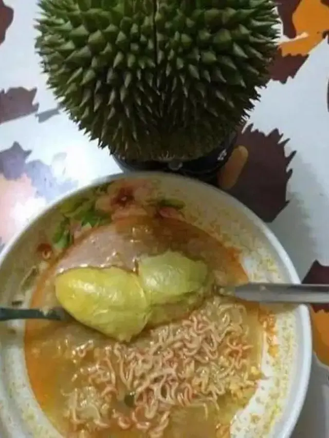 10 Potret Nyeleneh Makanan Dicampur Buah Ini Bikin Geleng Kepala ...