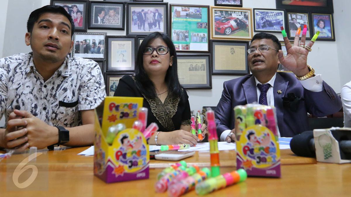 Gandeng Hotman Paris, Distributor Permen Jari Buka Suara - Foto ...