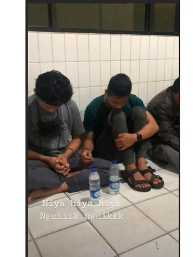 6 Potret Penangkapan YouTuber Ferdian Paleka, Sempat Jadi Buronan ...