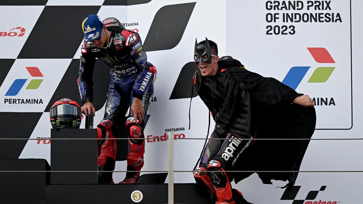 Foto: Momen-Momen Tak Terlupakan di MotoGP Indonesia 2023, Selebrasi Batman Vinales hingga ...
