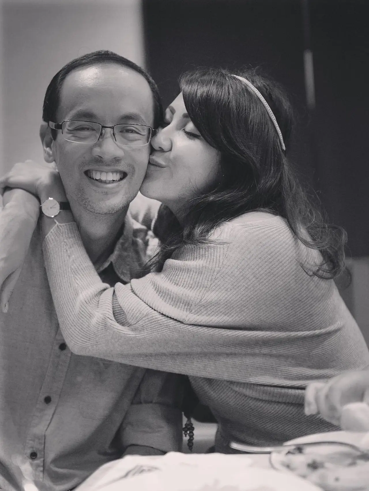 Sharena Delon Melepas Rindu dengan Reza Gunawan Tebar Bunga di Laut ...