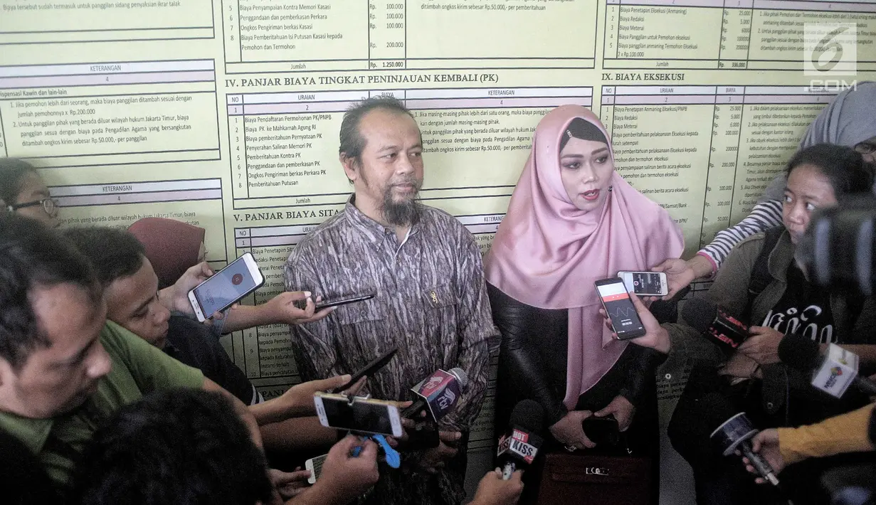 FOTO: Sidang Putusan Cerai Opick dan Dian Rositaningrum Ditunda - Foto ...