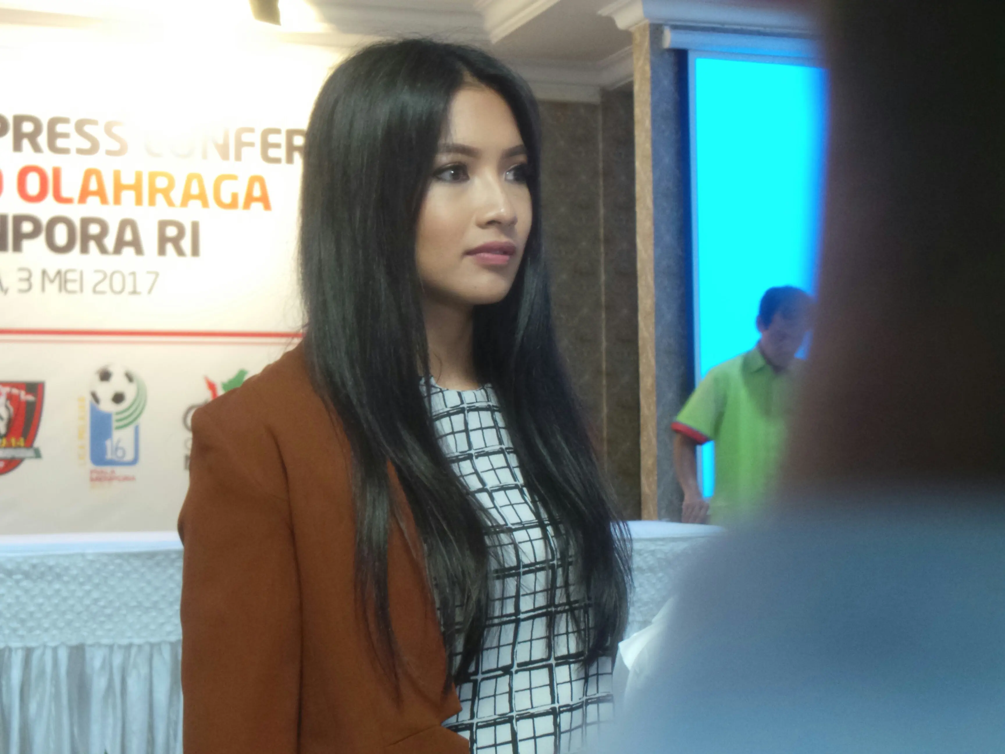 Intip Sosok Anindya Kusuma Putri, Jubir Cantik Kemenpora - Bola ...