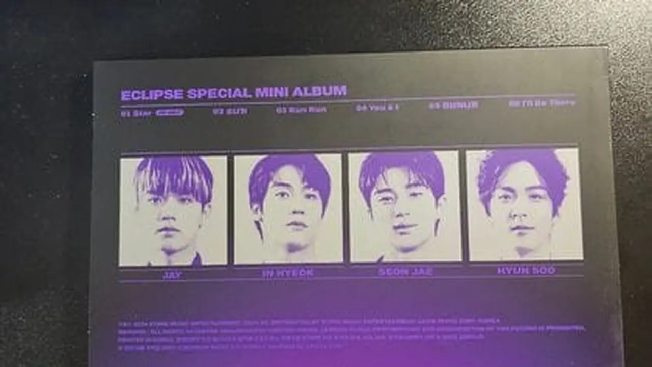 Ada Foto Tampan Byeon Woo Seok, Intip Isi Album Fisik Eclipse Lovely Runner - Citizen6 Liputan6.com