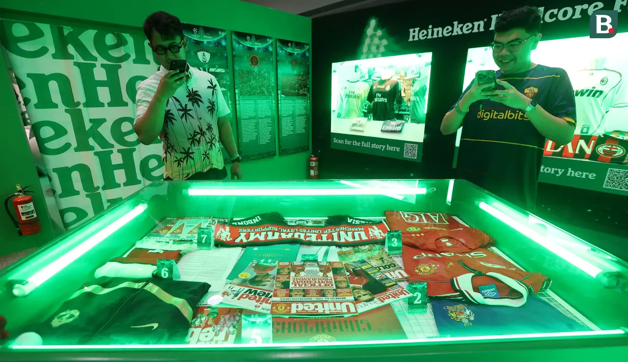 Foto: Mengintip Fans Museum di Acara Meet UEFA Champions League Trophy ...