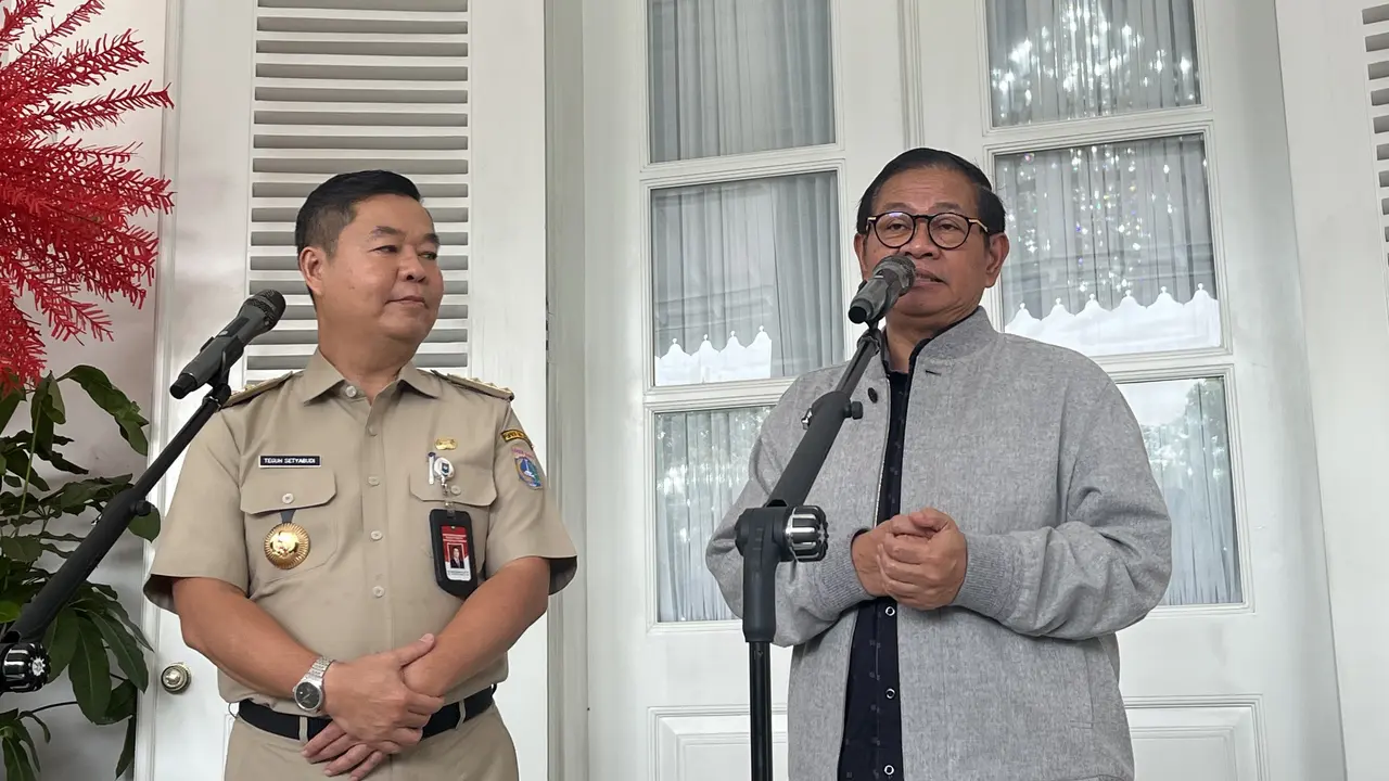 Akan Dilantik Bersama Sang Ayah Pramono Anung, Dhito: Tak Ada Persiapan Khusus - News Liputan6.com