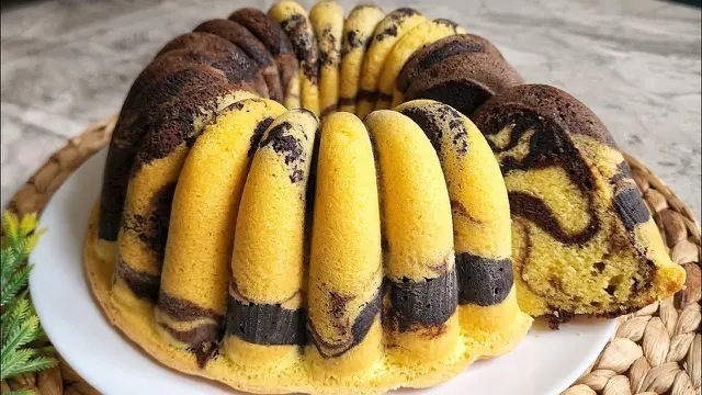 5 Resep Cake Marmer Lembut dan Moist Anti Gagal, Lumer di Mulut - Hot ...