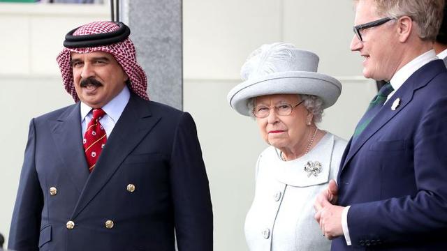 6 Hadiah yang Diterima Ratu Elizabeth II dari Para Pemimpin Arab, Ada ...