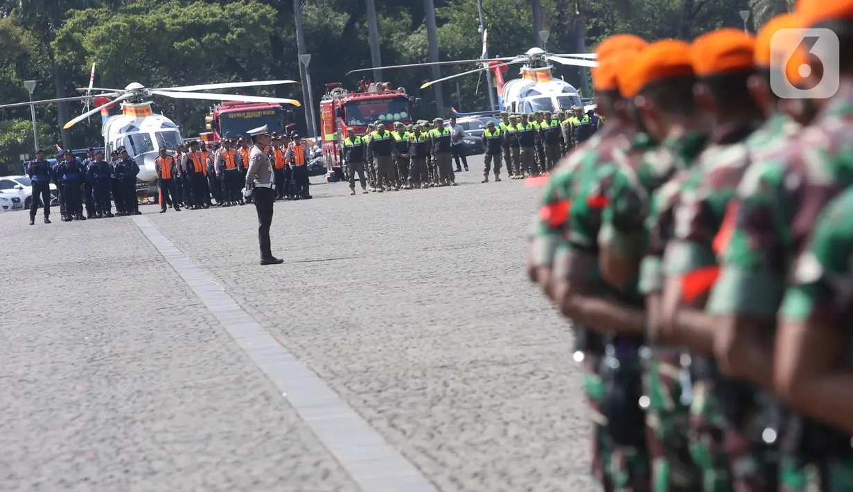 Apel Gelar Pasukan Operasi Lilin 2023 Jelang Nataru - Foto Liputan6.com