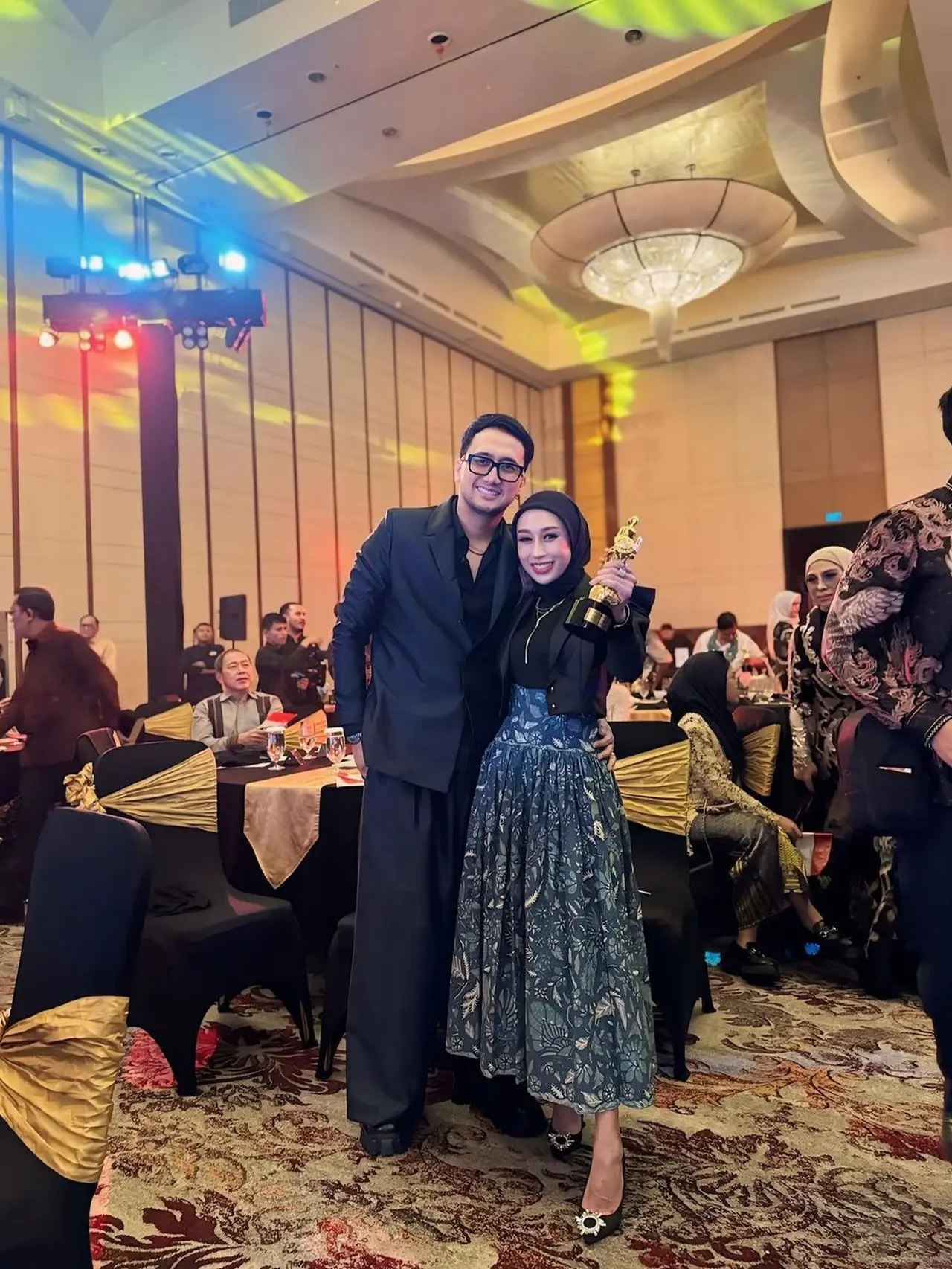 Catatan Reza Gladys Setelah Menang RA Kartini Award 2024: Ilmu ...