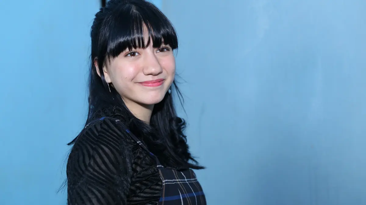 Gaya Pacarannya Kerap Dianggap Lebay, Ini Komentar Cassandra Lee ...