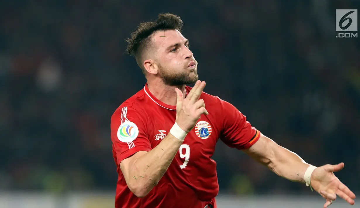 FOTO: Marko Simic Tiga Gol, Persija Raih Poin Penuh - Foto Liputan6.com