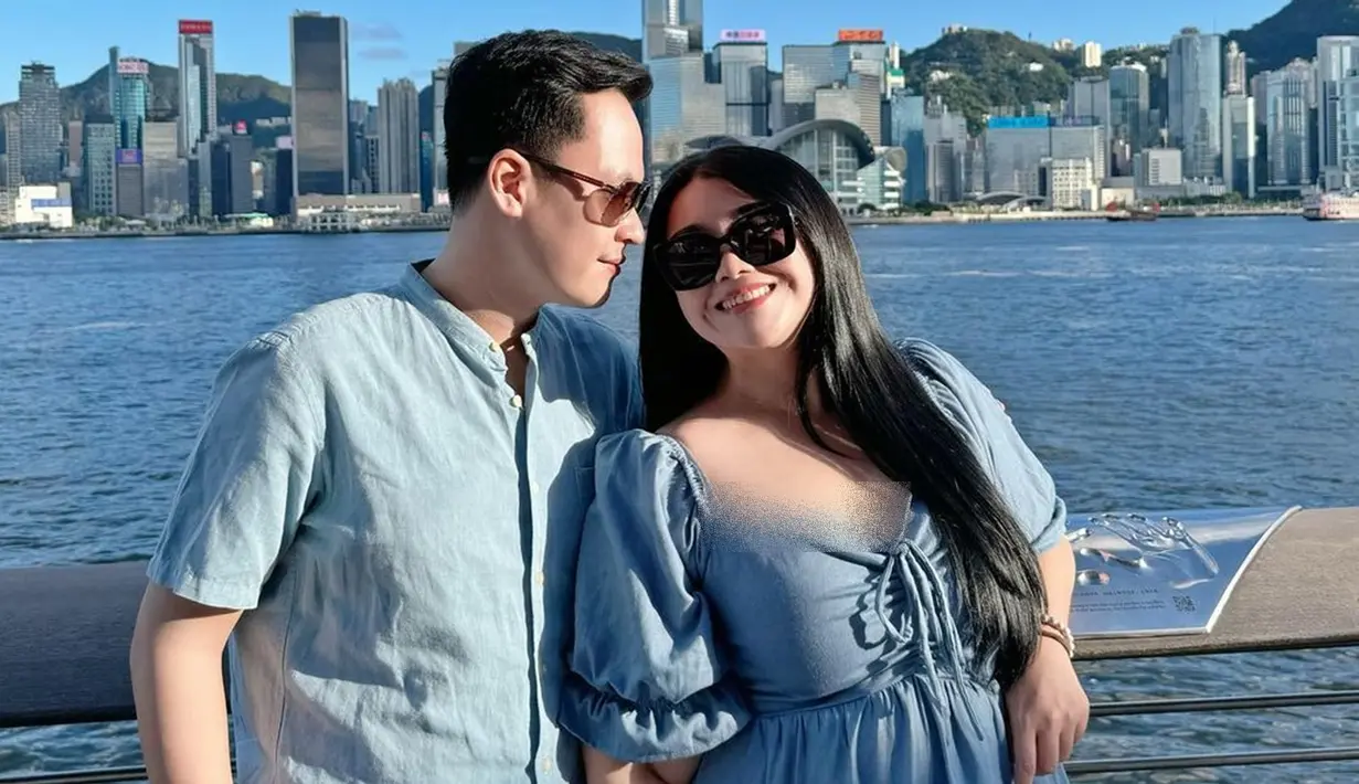 Potret Honeymoon Clarissa Putri dan Sandro Fahdhipa di Hong Kong, Mesra ...