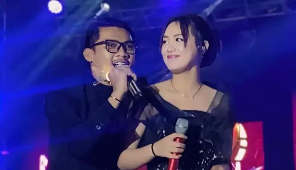 Aktor dan Selebgram Gabriel Prince Berbagi Inspirasi di K-Pop Ice ...