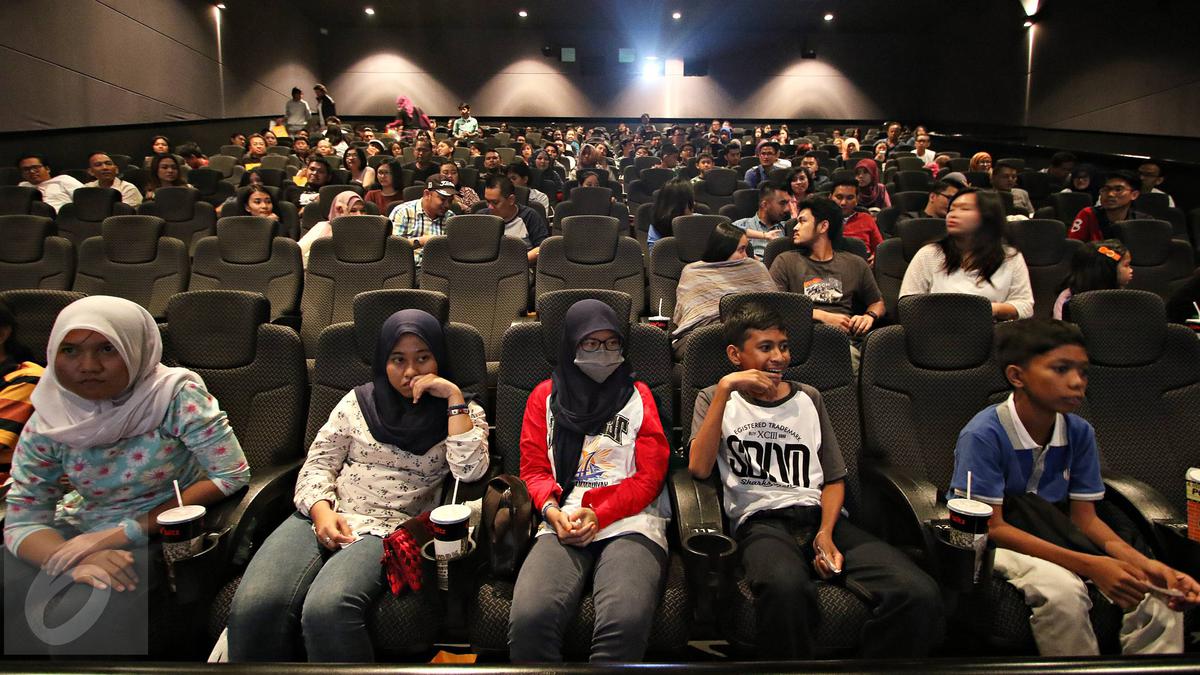 Serunya Nonton Bareng Cinemaholic dan Lipton Tea - Foto Liputan6.com