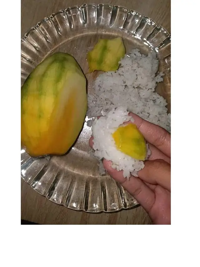 10 Potret Nyeleneh Makanan Dicampur Buah Ini Bikin Geleng Kepala ...