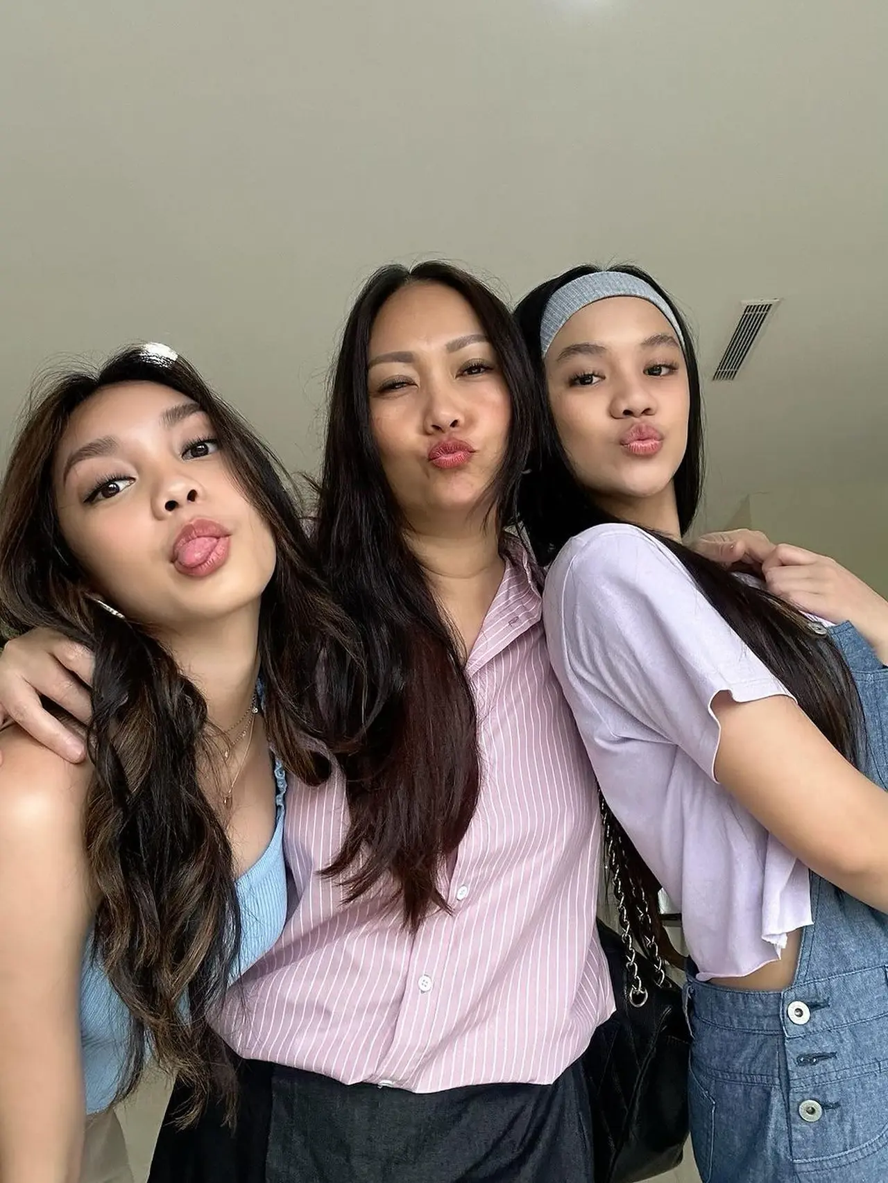 Tak Kalah Cantik dari Naura Ayu, Intip Potret Sang Adik Neona Ayu yang ...