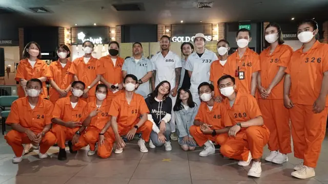 Film Miracle In Cell No. 7 Trending Lagi, Karyawan Bioskop Kompak Pakai ...