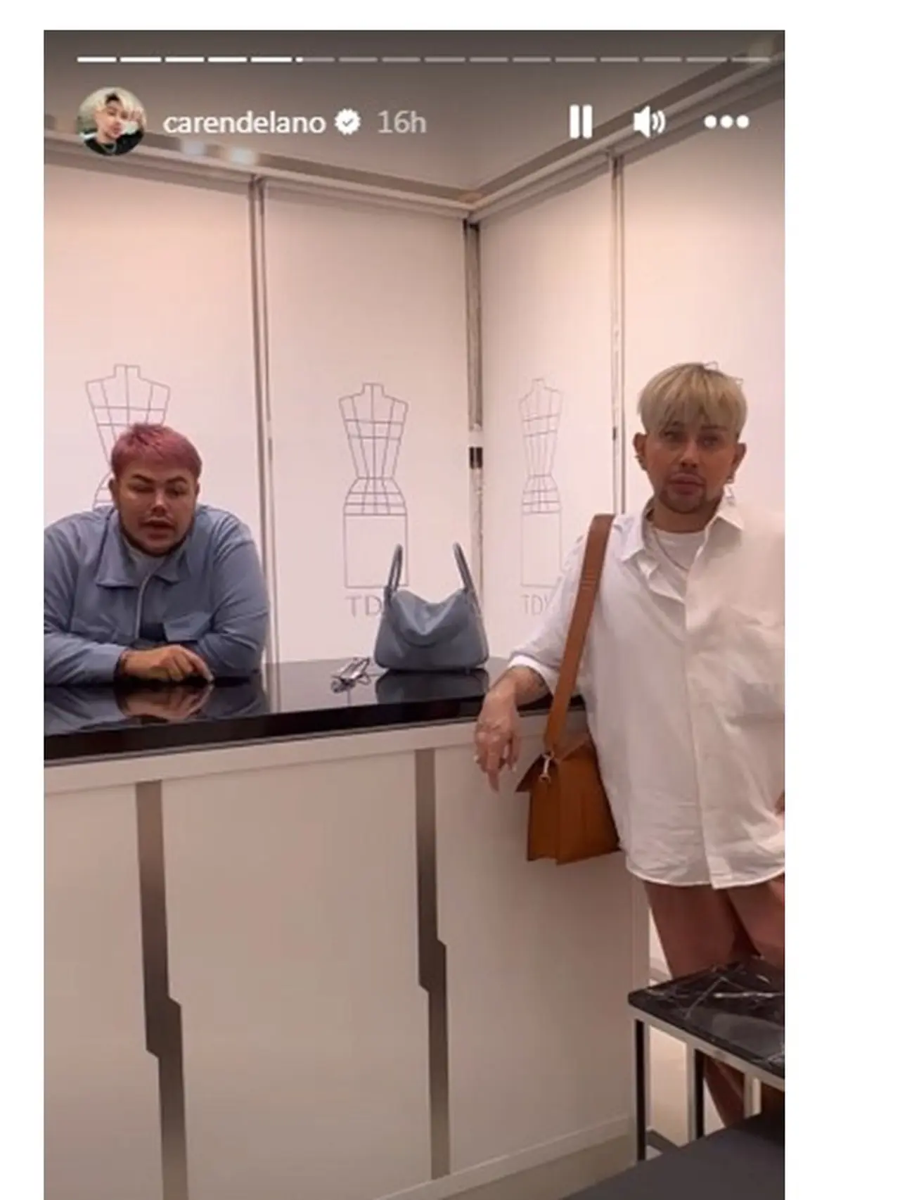 6 Potret Kebersamaan Ivan Gunawan dan Caren Delano, Disebut Kembar ...