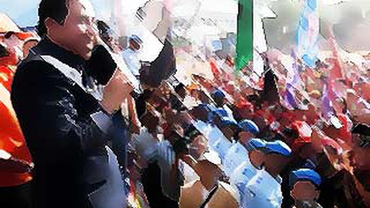 Parade Kampanye Calon Walkot Sibolga Dihadang Perusuh - News Liputan6.com