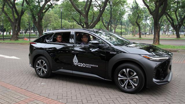 Alasan Toyota bZ4x Akhirnya Jadi Mobil Operasional KTT G20, Sempat Diisukan Batal - Otomotif ...