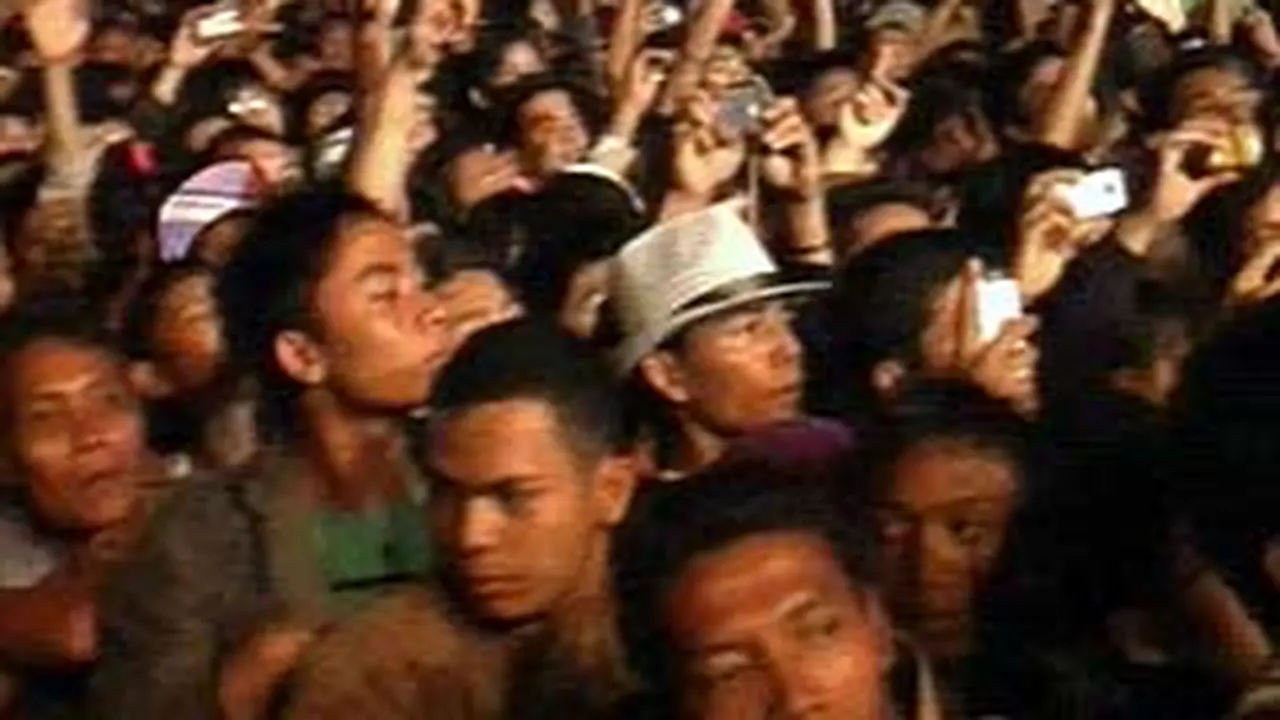 Puluhan Penonton Konser ST 12 Pingsan - News Liputan6.com